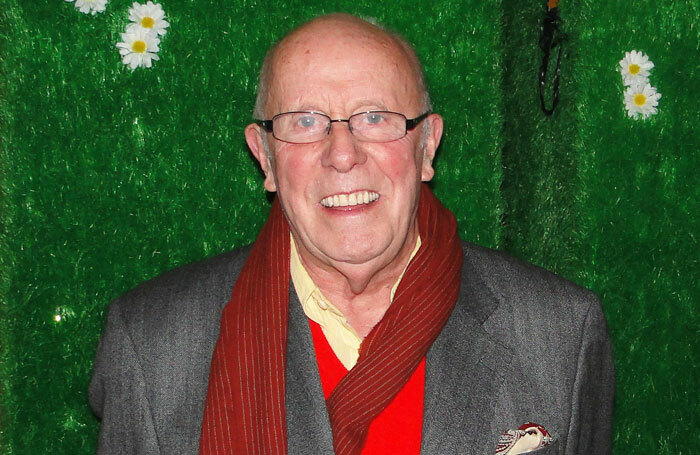 Hampstead Theatre founder James Roose-Evans sets up older actors' company