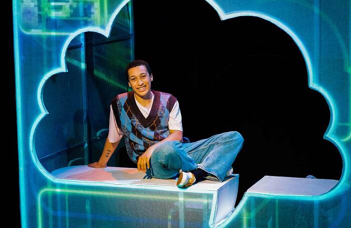 Happy Meal review at Traverse, Edinburgh by Tabby Lamb and starring Sam ...