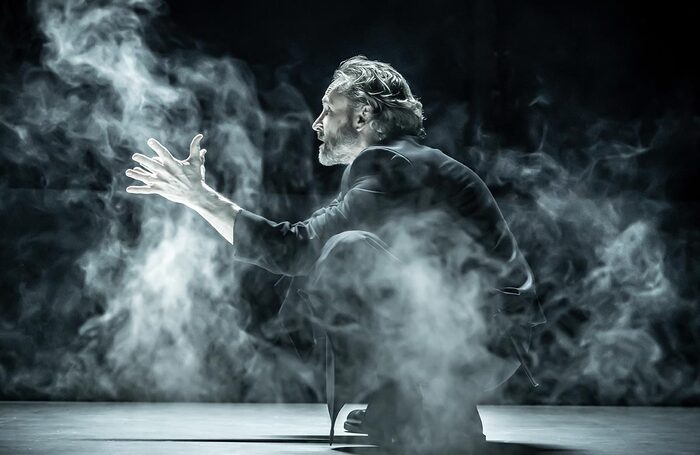 Macbeth starring David Tennant and Cush Jumbo – review round-up